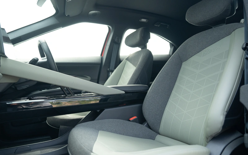 Mahindra BE 6 Images - Nexon Interior & Exterior Photo Gallery - Oct'25 ...