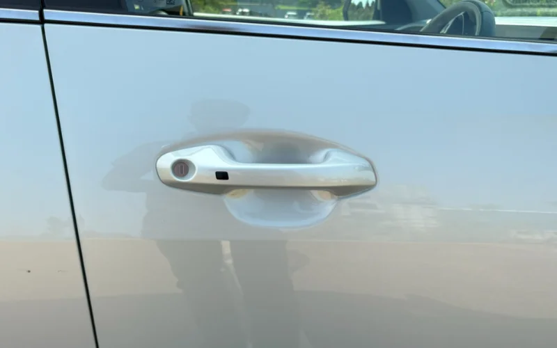 Kia Carens Clavis Images - Nexon Interior & Exterior Photo Gallery ...