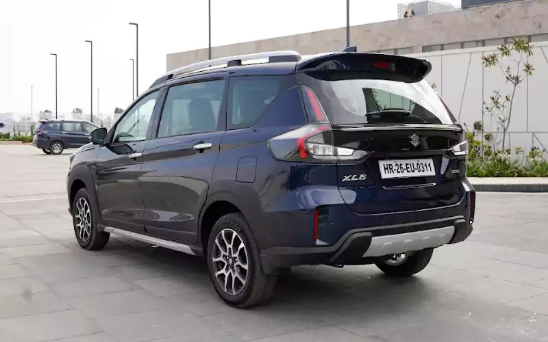 Explore All Maruti Suzuki XL6 Colors (2024)