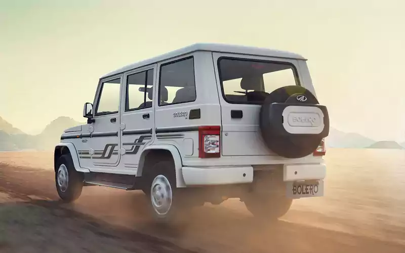 Explore All Mahindra Bolero Colors (2024)