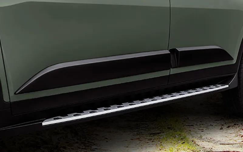 Hyundai Alcazar Images - Explore Interior & Exterior Photos